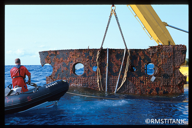 Les objets du Titanic : restauration et conservation - Médiathèque - La ...